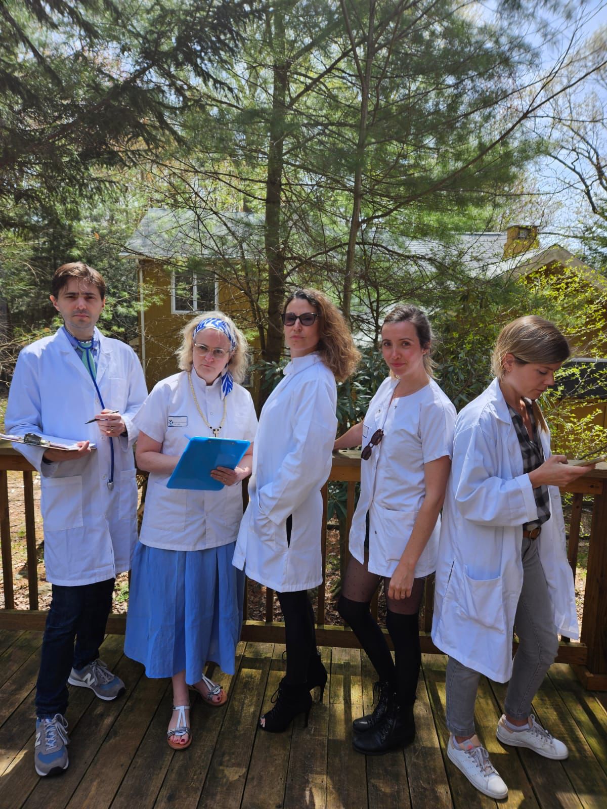 DANS LES LOGES DE LA FOLIE – L'Atelier Théâtre